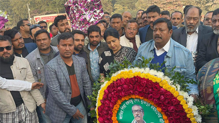 ১০০০ মোটরসাইকেল নিয়ে কবির বিন আনোয়ারকে বরণ