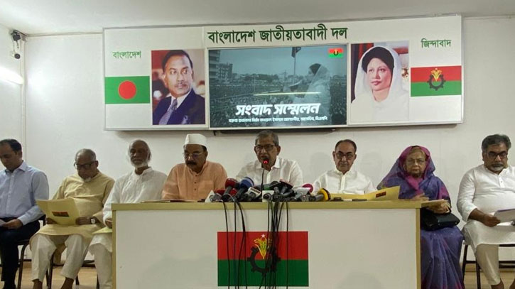 সরকারের নির্মম প্রতিহিংসায় দেশ আজ পুড়ে ছারখার হয়ে যাচ্ছে: ফখরুল